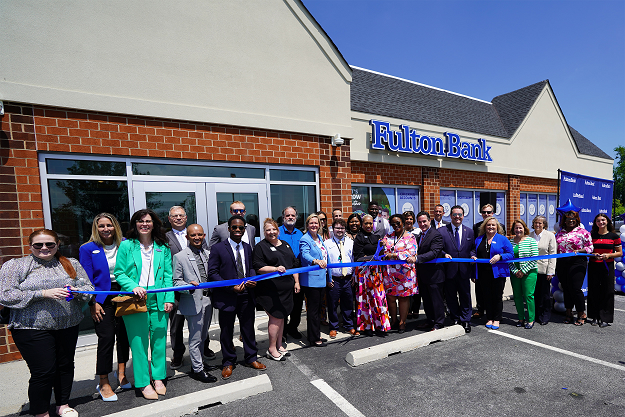 Fulton Bank Celebrates Opening of New Financial Center in Bear ...